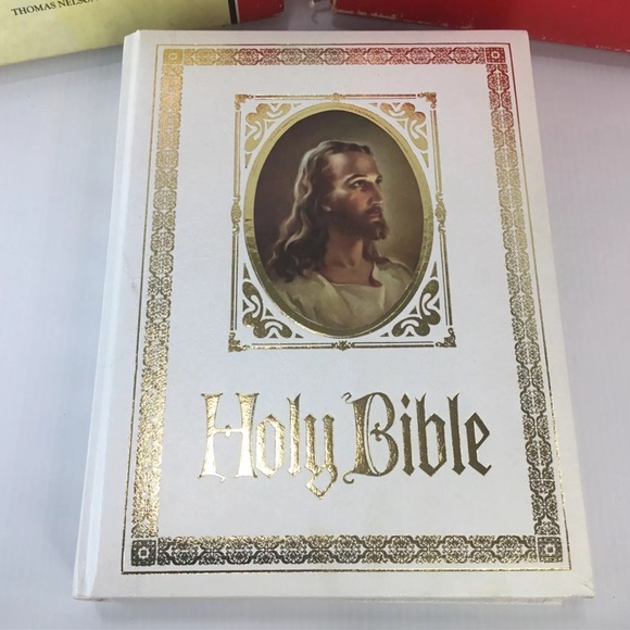 Nelson Regency | Other | 978 Family Holy Bible Regency King James Red ...